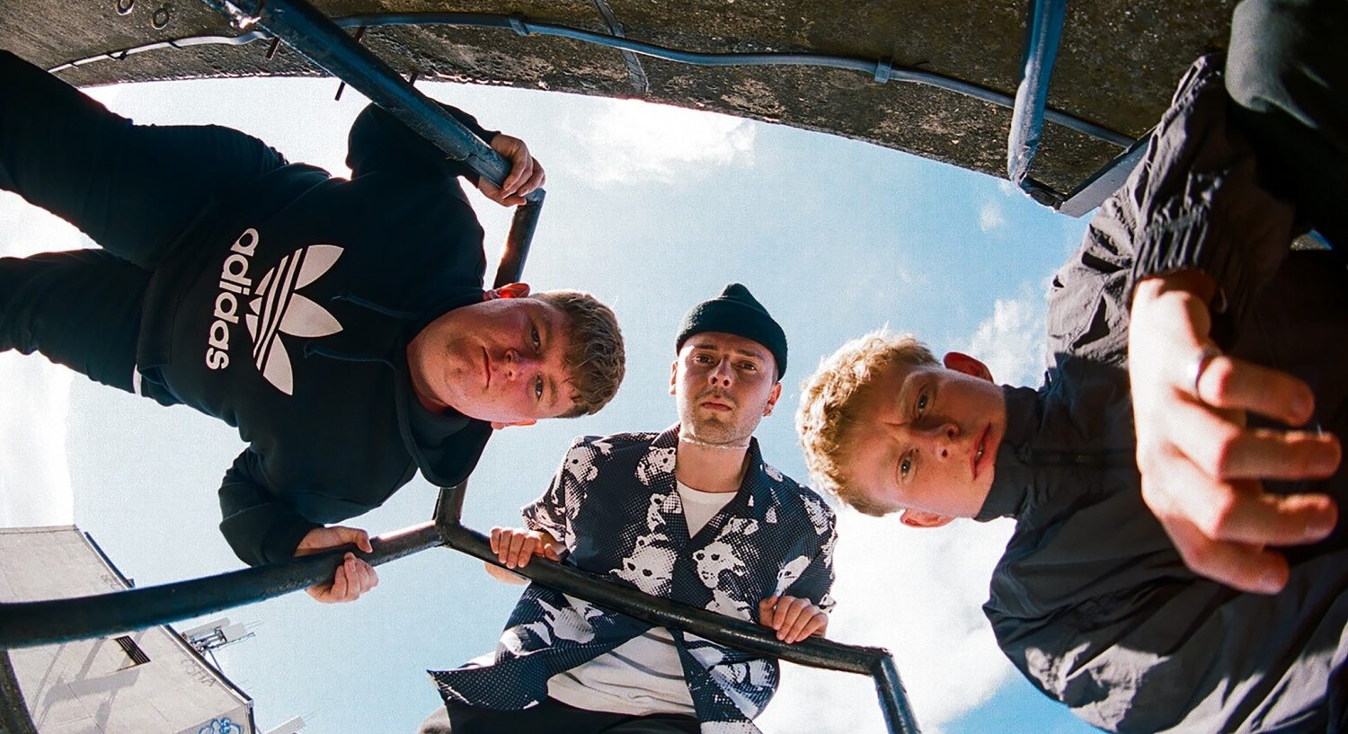 NOISY - Put A Record On - LOHRO